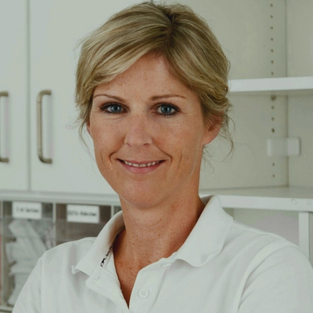 Annie Menzel's Instagram, Twitter & Facebook on IDCrawl