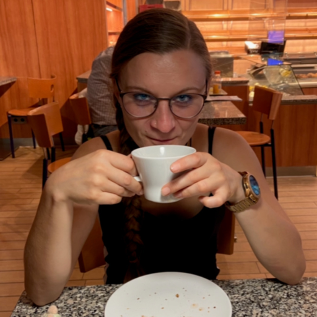 Anne Juliane Prüms - Kauffrau Einzelhandel - Edeka Center Pauli | XING