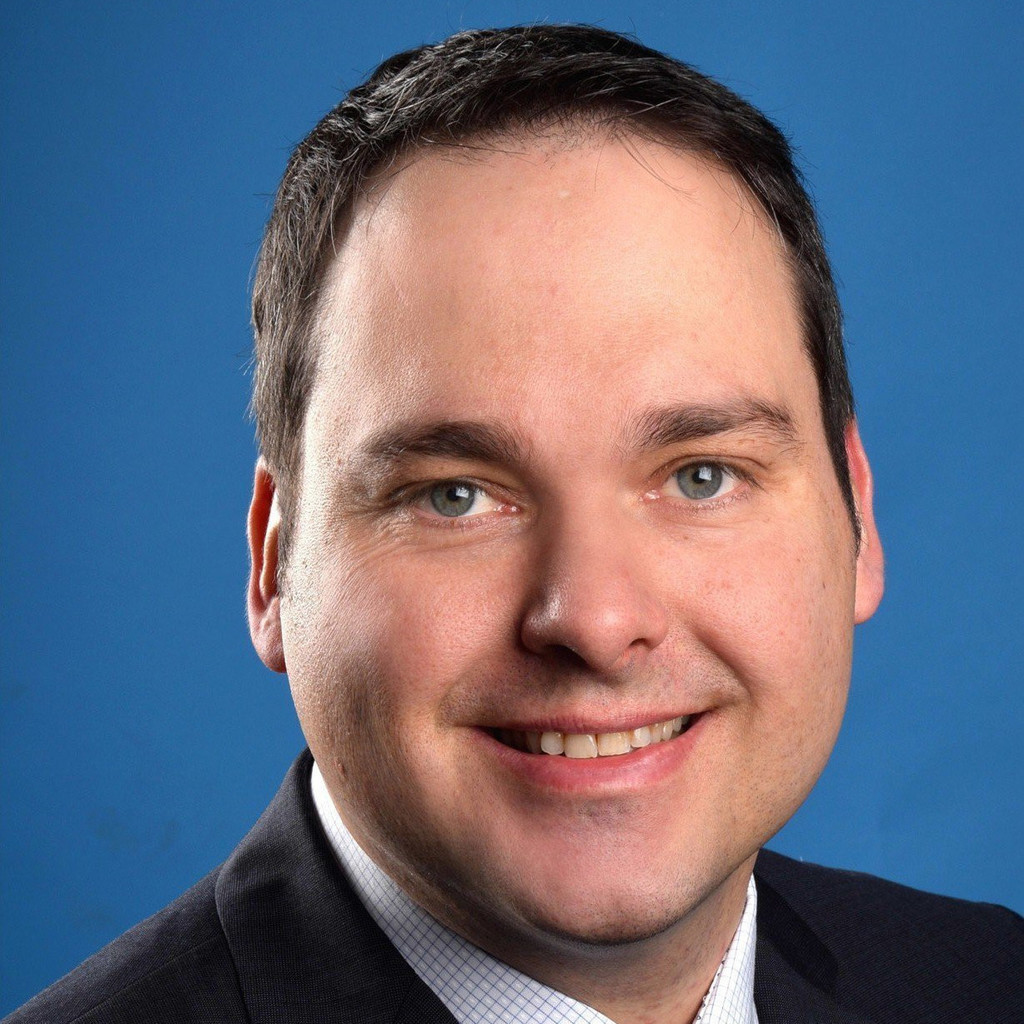 Martin Drexler - E/E-Architekt Fahrerassistenzsysteme - Magna ...