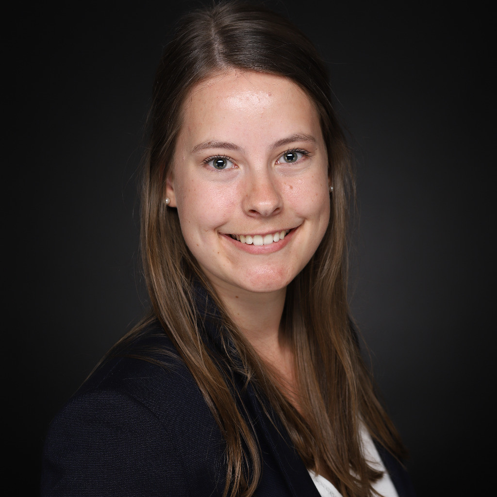 Anna Verena Junker - Business Intelligence Analyst - Daimler Truck AG ...