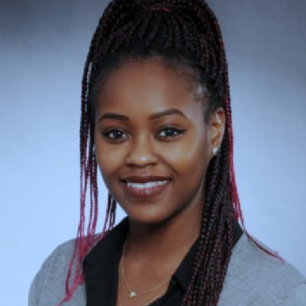 mary-mumina-finance-and-controlling-fhws-xing