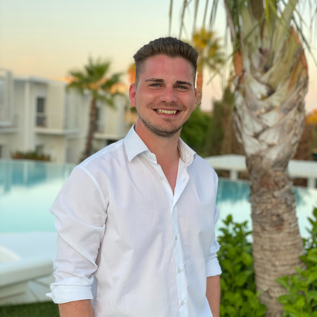 Robert Balazs: Vertriebsmitarbeiter | XING