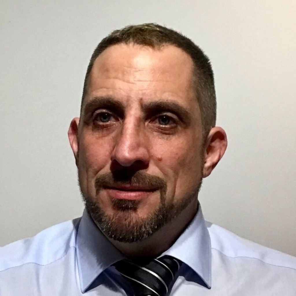 Martin Lenk - Leitung Montage nach Lack & Motorbau - Rheinmetall MAN ...