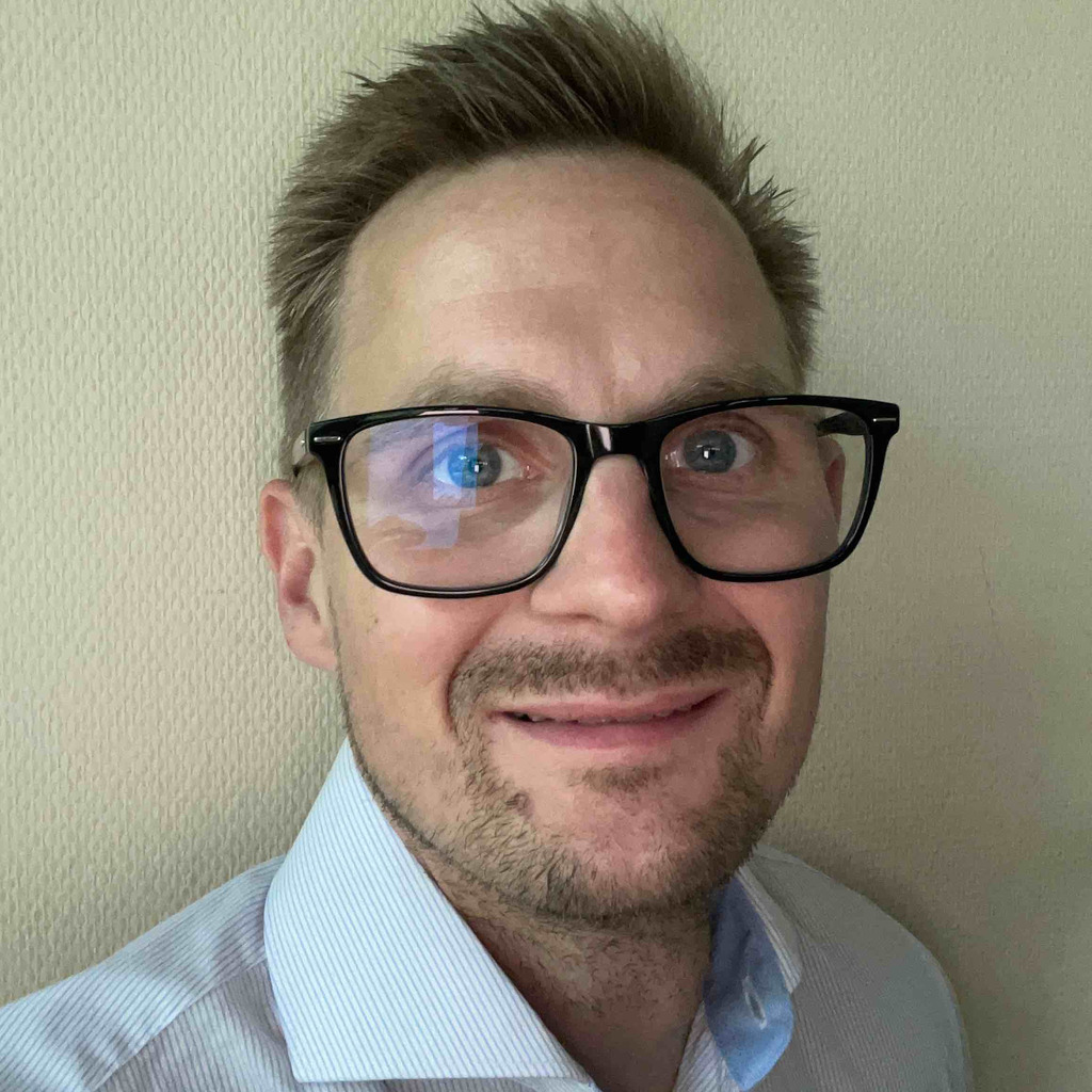 Robert Schroeter - Pflegedienstleitung - MediClin Klinikum Soltau | XING