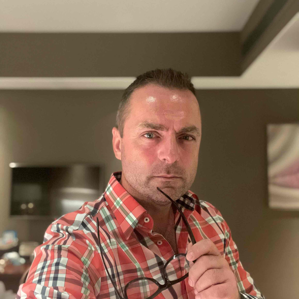 Peter Sebor - Inhaber - myKom | XING