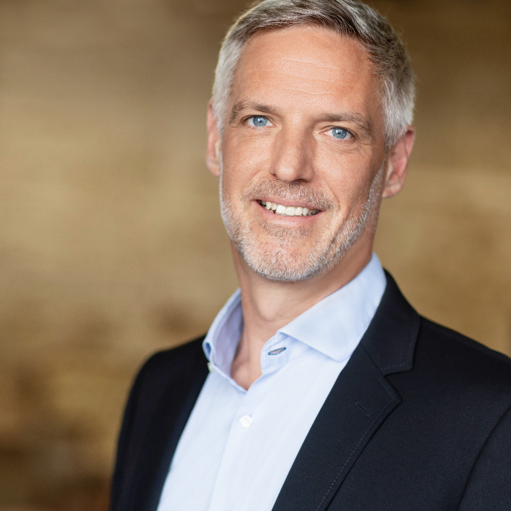 Patrick Pabst - Director Sourcing Strategy & Execution - Marketing ...