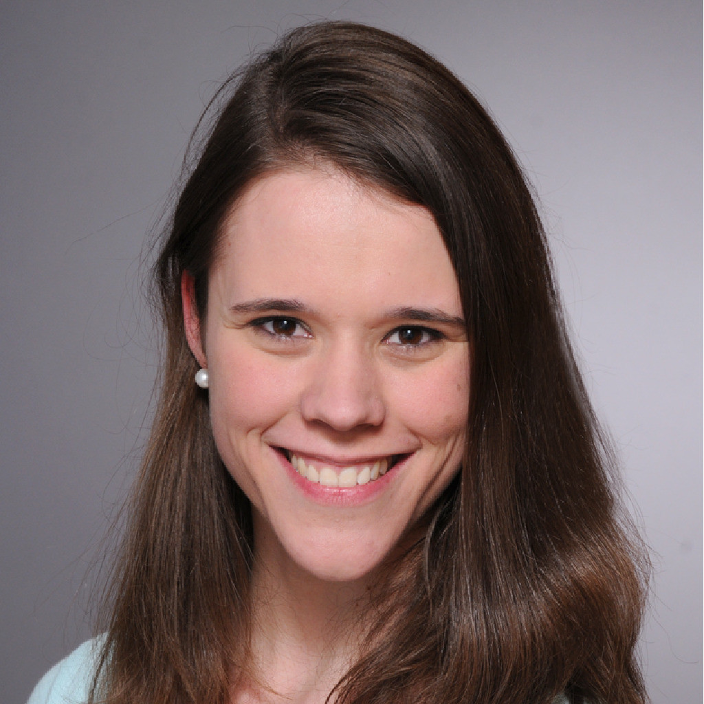 Saskia Haag - Marketing Managerin - C. Jentner Oberflächen ...