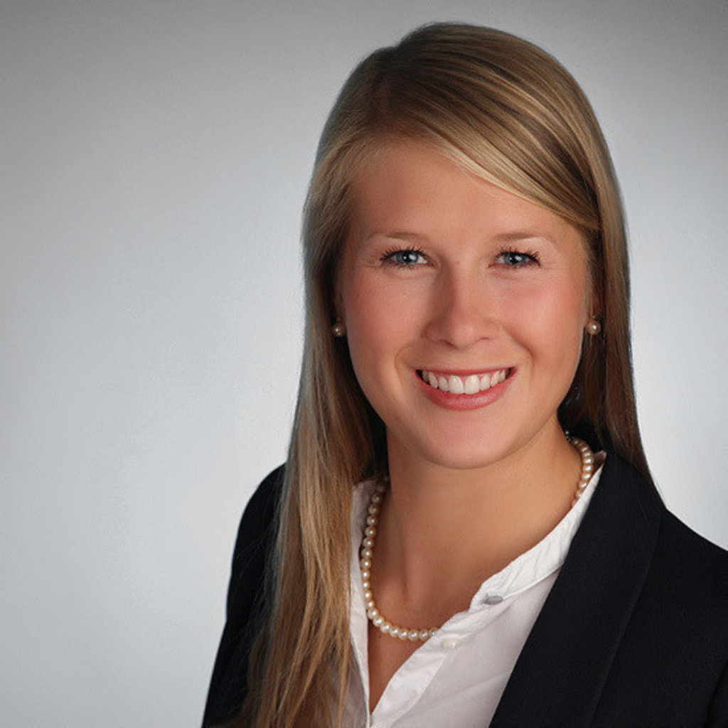 Sarah Knick - Global Marketing & Communications Expert for Engagement ...