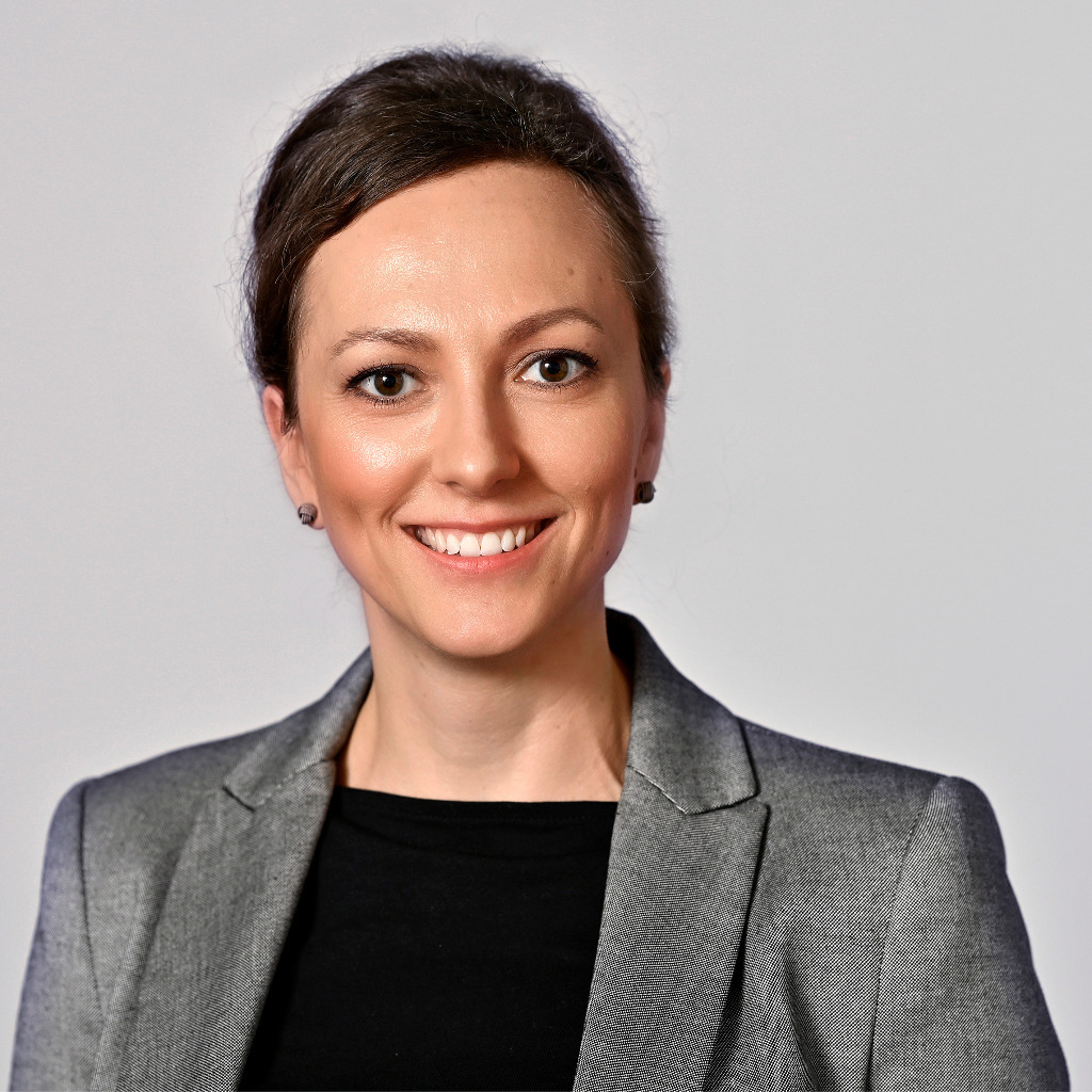 Anna Propp - Regional Sales Controlling - Siemens AG - Smart ...