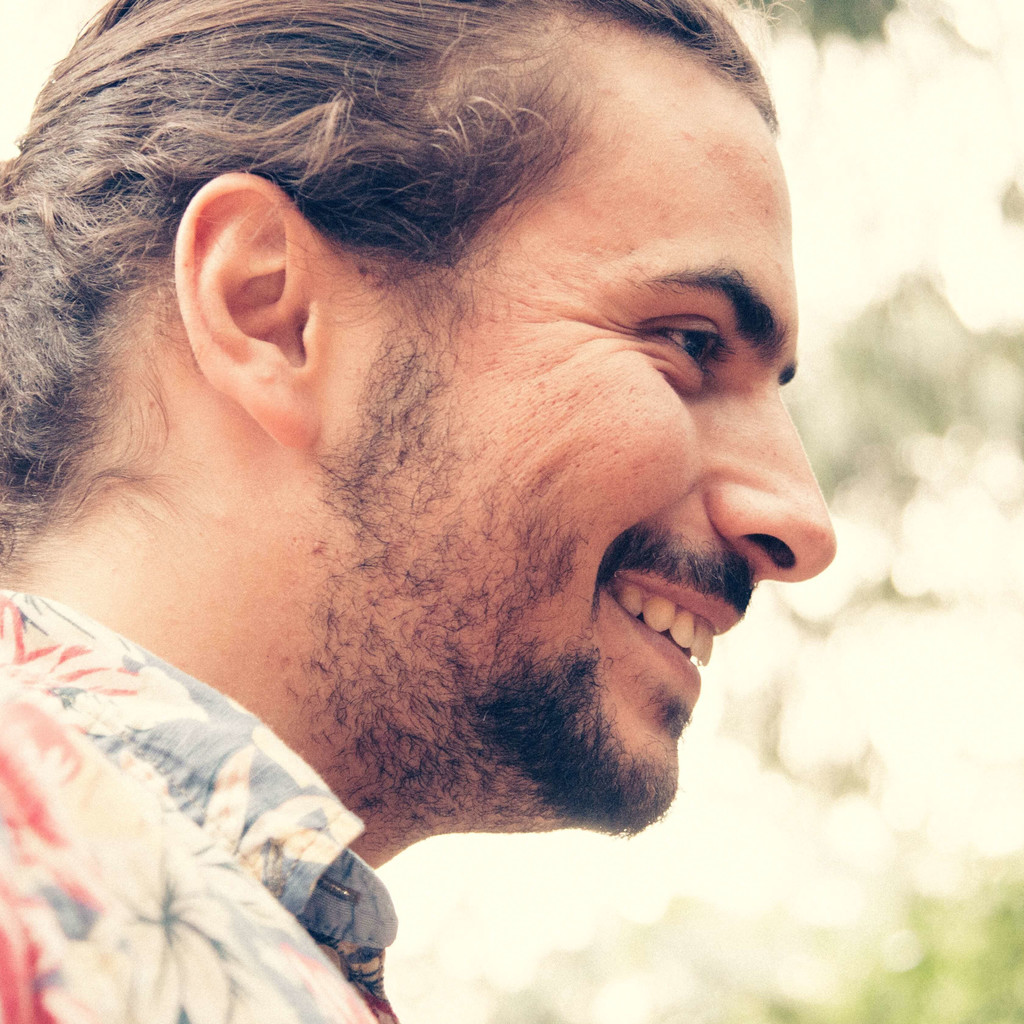 Er aus Hamburg in der Personensuche von Das Telefonbuch