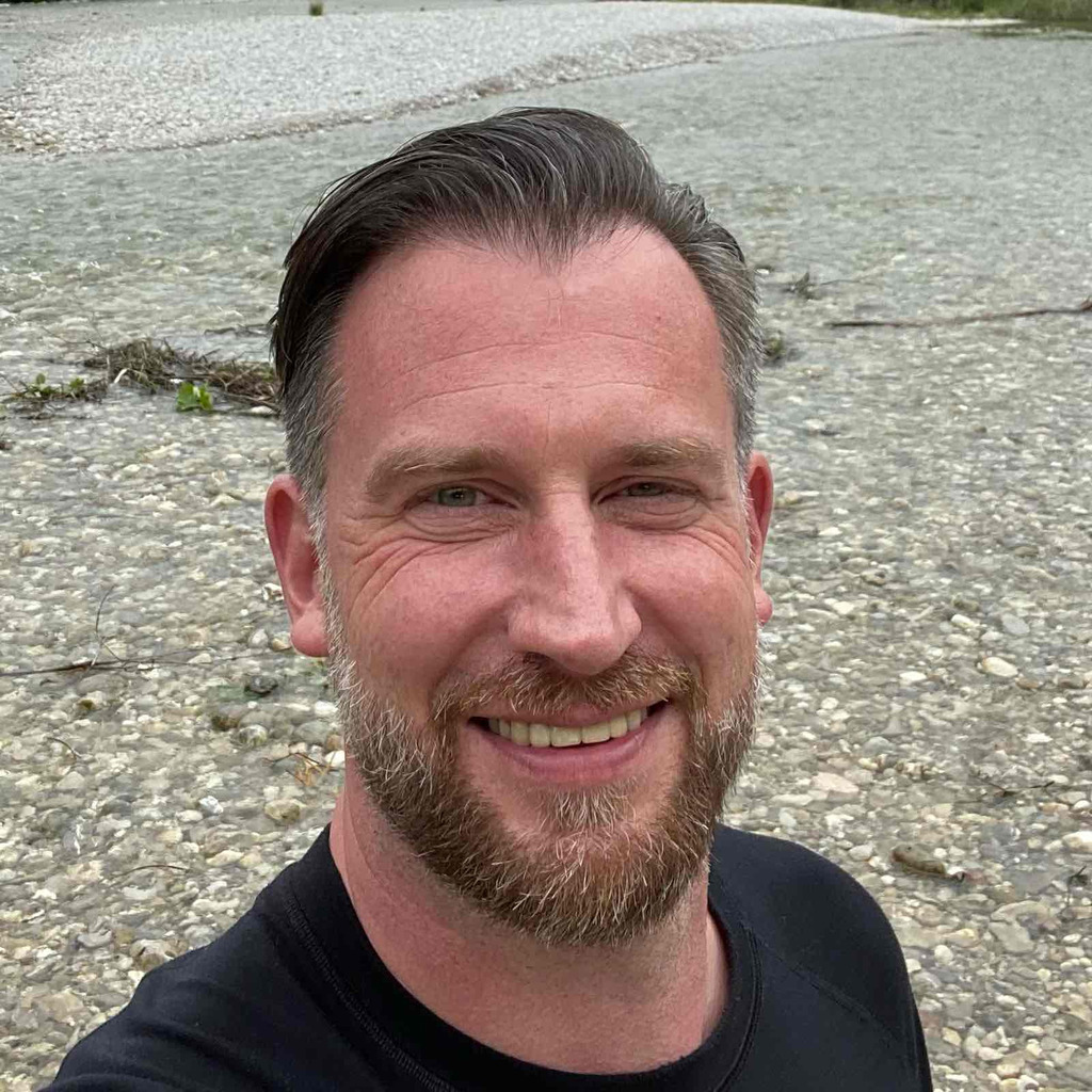 Volker Simon - Vice President Pulp Sales, Geschäftsführer - Ekman & Co ...