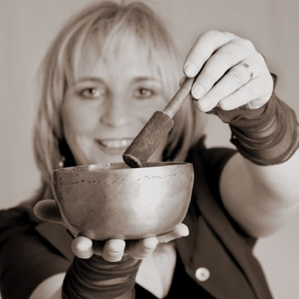 Birgit Simon-Floßbach - ERZÄHLERIN - Erzählkunst Märchenwind | XING