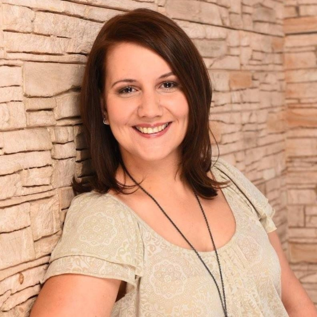 Jennifer Ide - Costumer Care Managerin - Apotheke am Bohlenplatz | XING