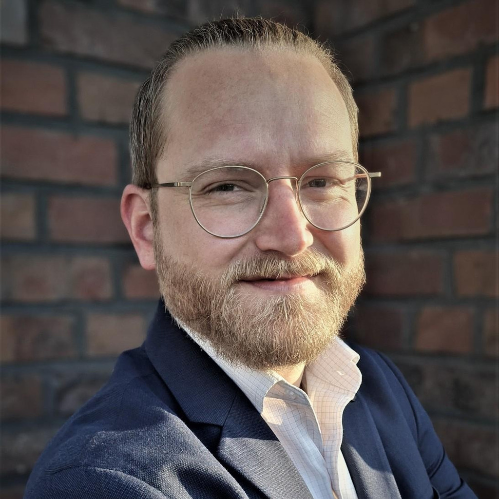 Tim Spangenberg - Head of Supplier & Contract Management - Lufthansa ...