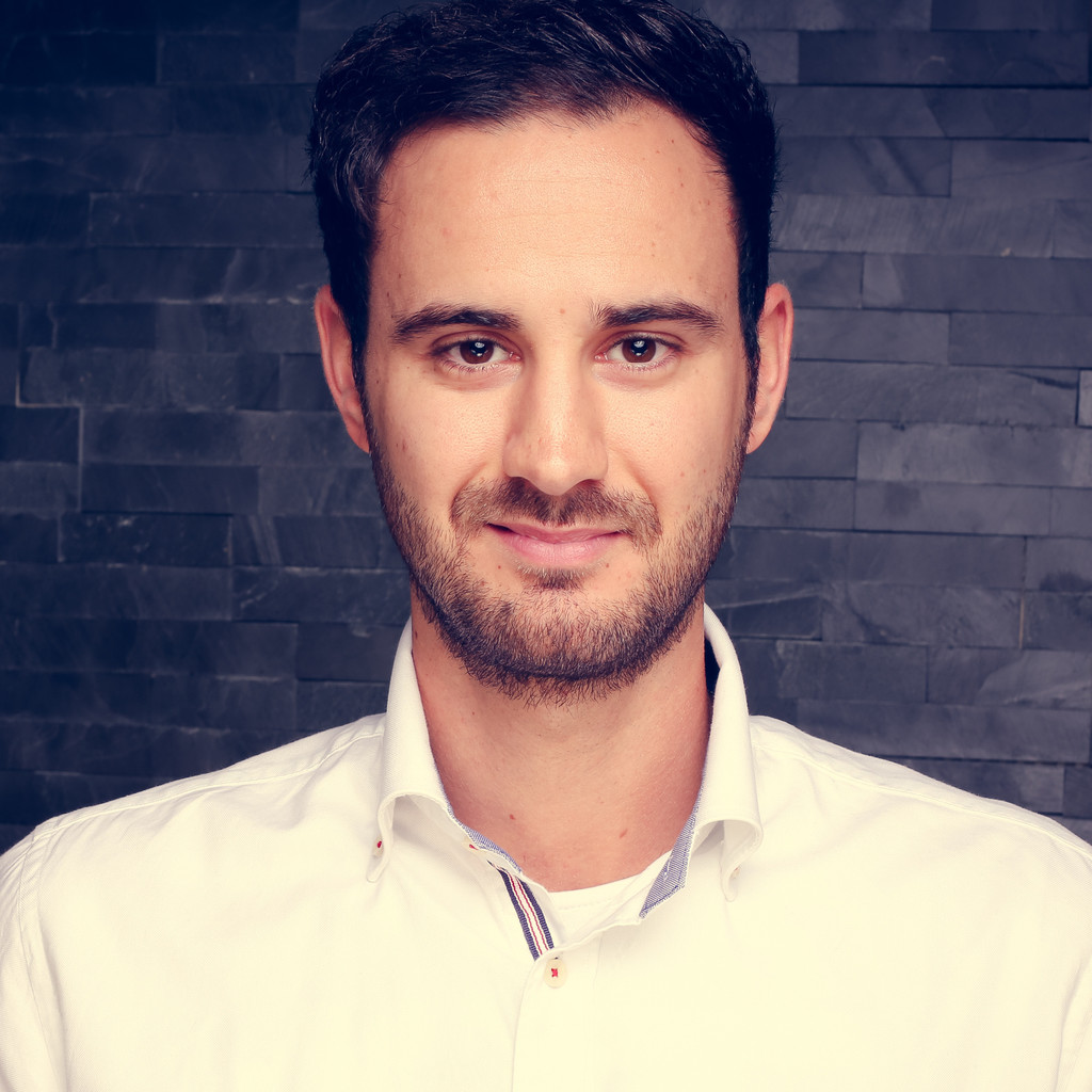 Izquierdo in der Personensuche von Das Telefonbuch