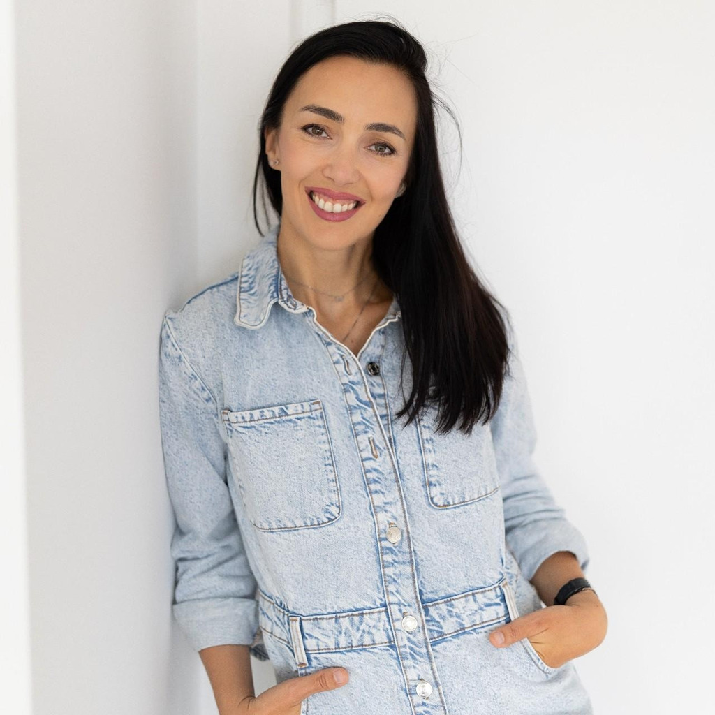 Andreea Maier - Sachbearbeiterin in der Krankenversicherung - Allianz ...