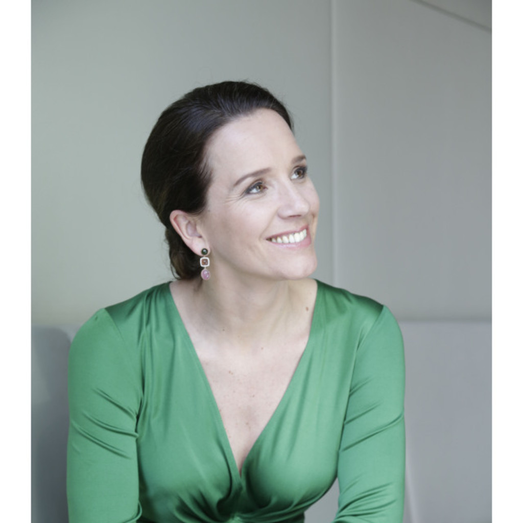 Caroline Hamann-Winkelmann - Nachrichtenmoderatorin - ARD | XING