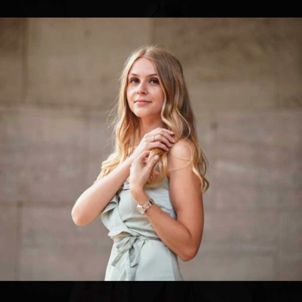 Janina Nitsche - Empfangsmitarbeiterin - Therapiezentrum Thierbach | XING