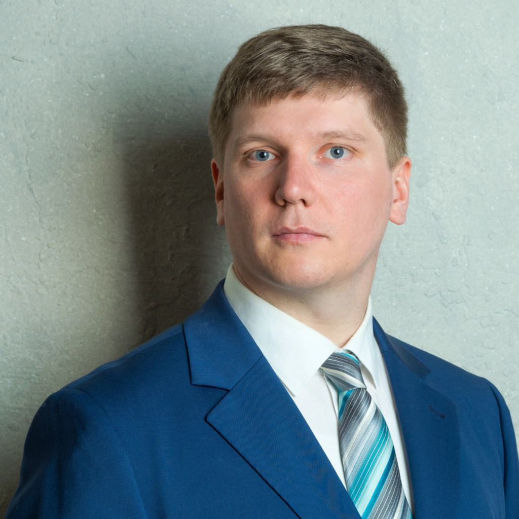 Dominik Hoffmann - Personalleitung /stellvertretender Kanzler ...