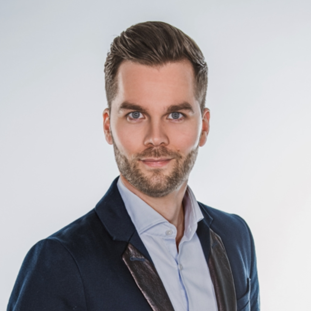 Florian Ernst - Co-Founder & Managing Director - RESADO GmbH | XING