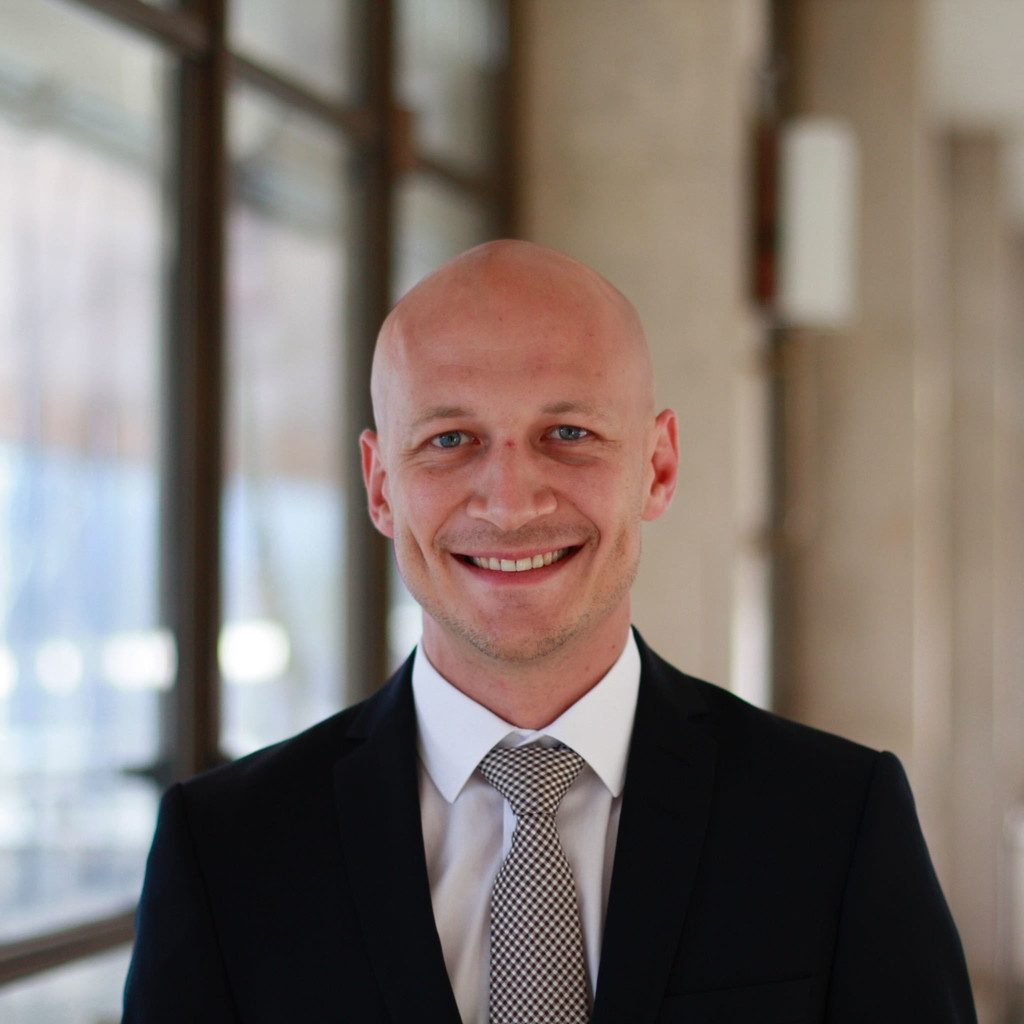 Roman Seel - Head Operational Risk & IKS - Swiss Life AG | XING