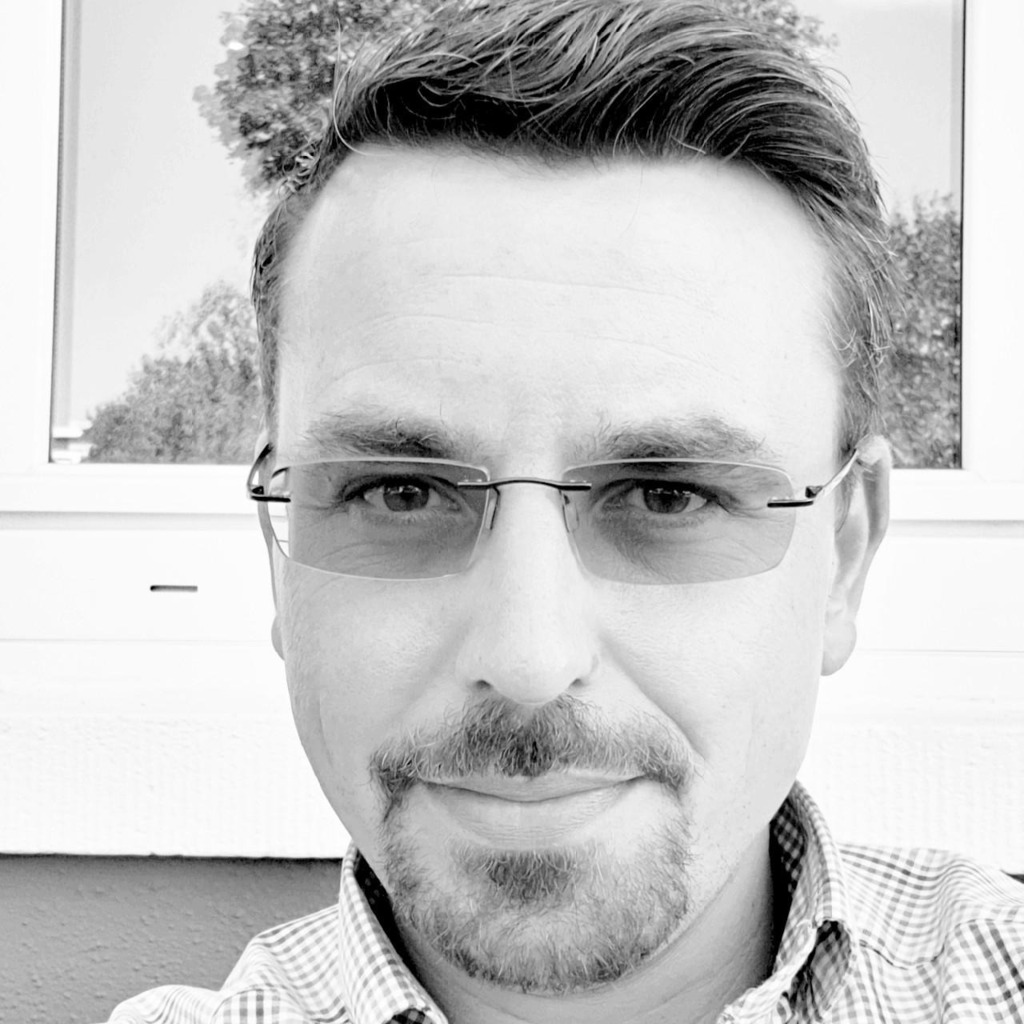 Mike Thomas Helbing - Business Expert, Assistant Vice President ...