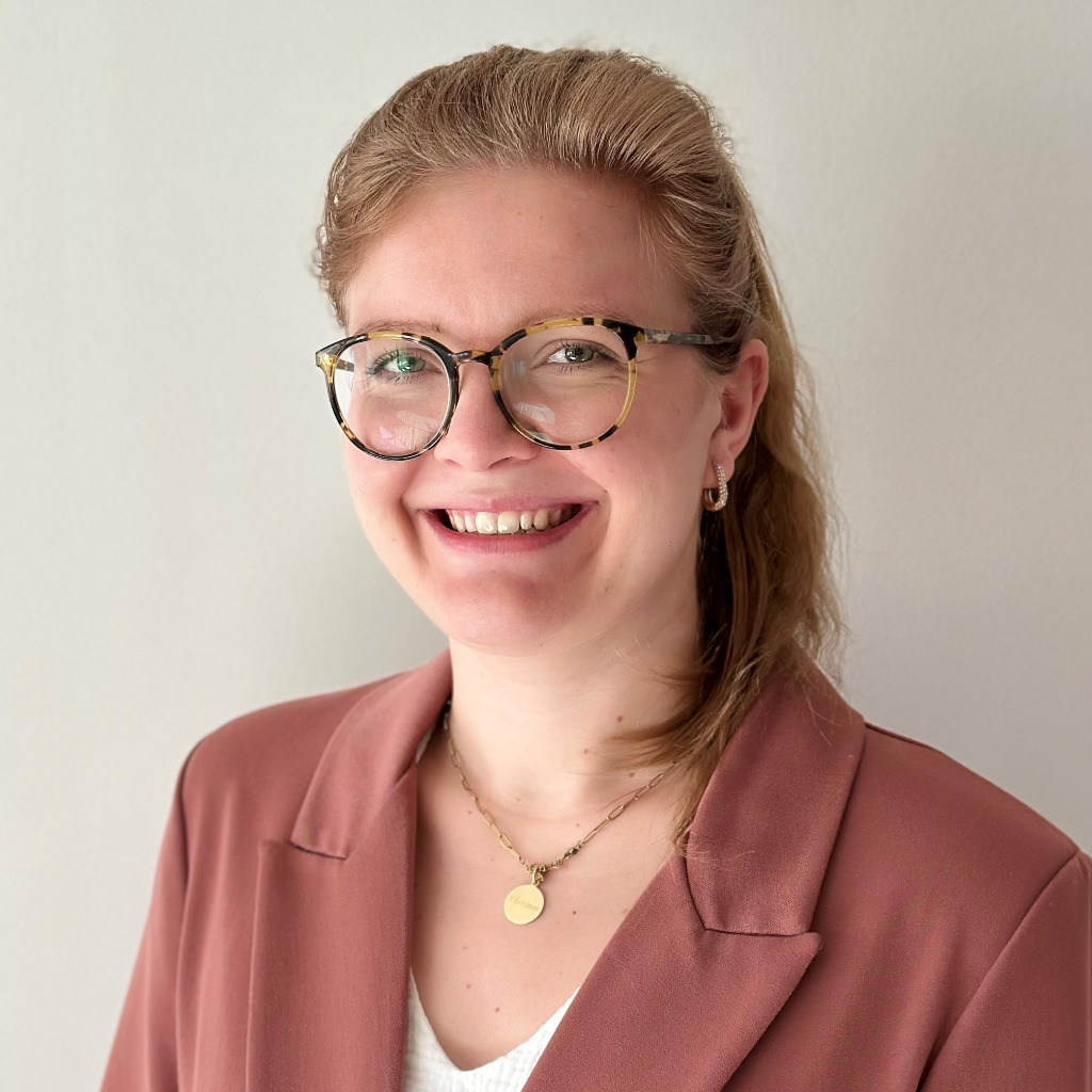 Carina Rath - Wirtschaftsfachwirt - IHK München und Oberbayern | XING