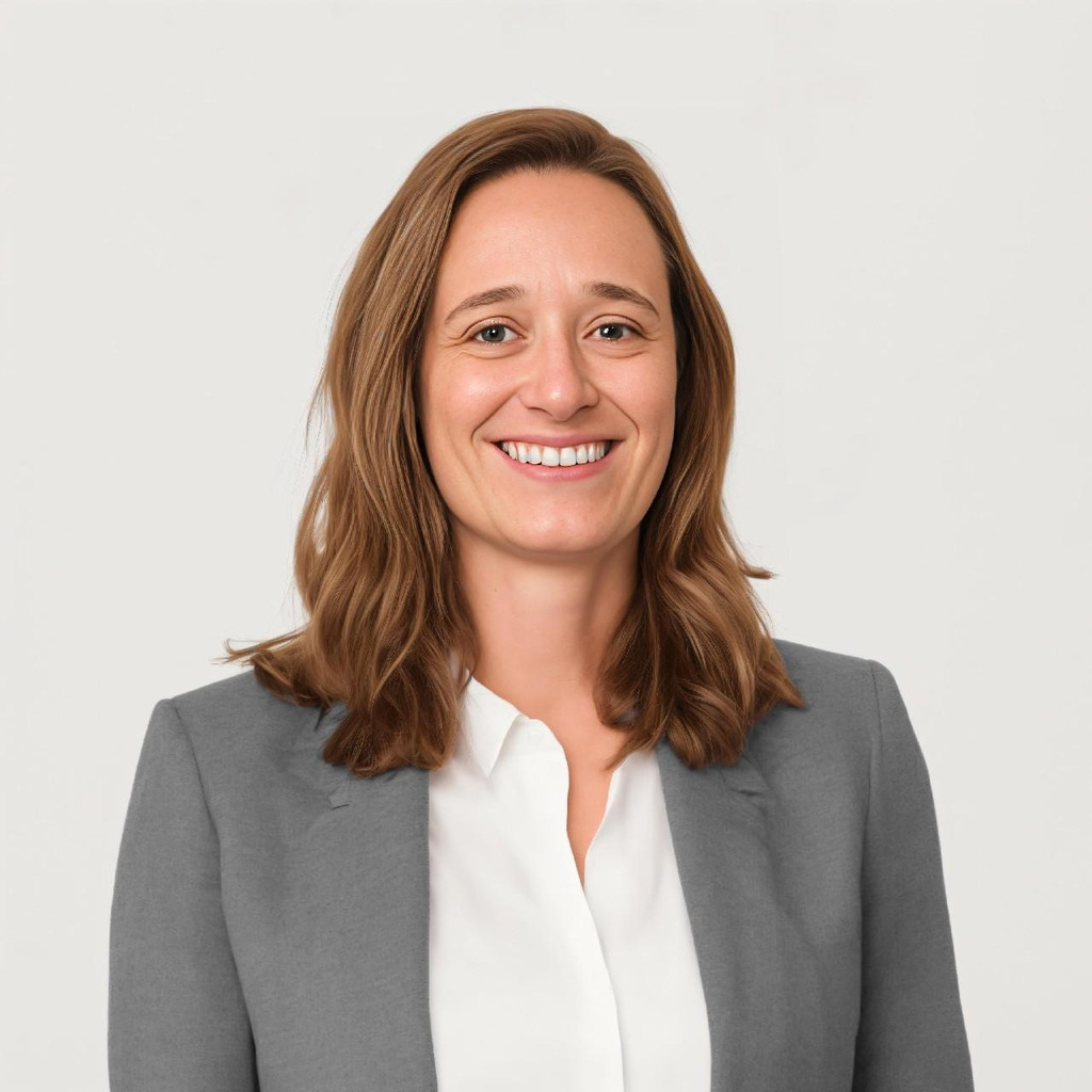 Sarah Niehl - Senior Business Development & Strategy Process Managerin ...