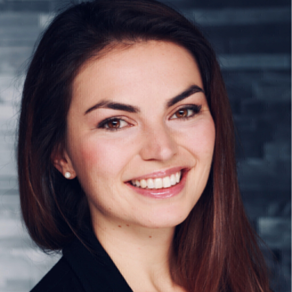 Laura Rack's Instagram, Twitter & Facebook on IDCrawl