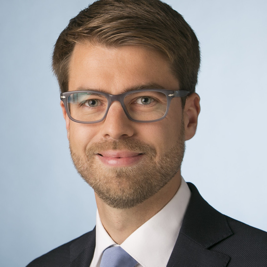 Philipp Groll - Senior Legal Counsel Corporate/ M&A - Deutsche ...