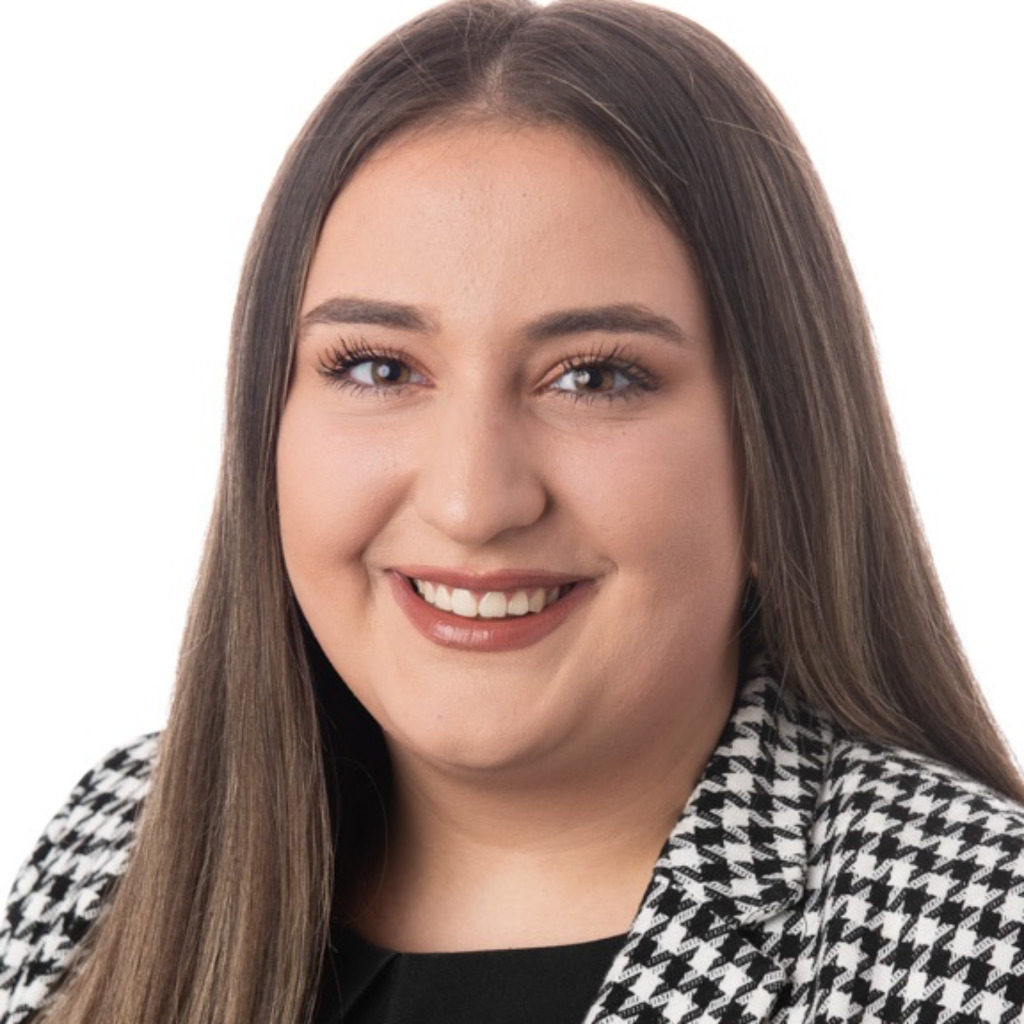 Elsa Gashi - Vertriebsassistentin - S-International Bayern Süd GmbH & Co. KG | XING