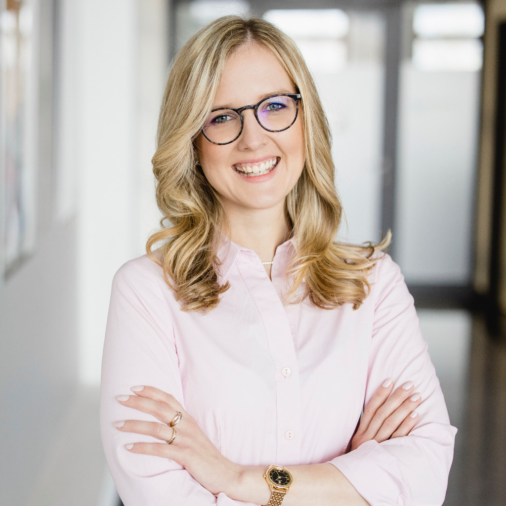 Jessica Bertsch - Leiterin Finanz- und Rechnungswesen - Gemeinde ...