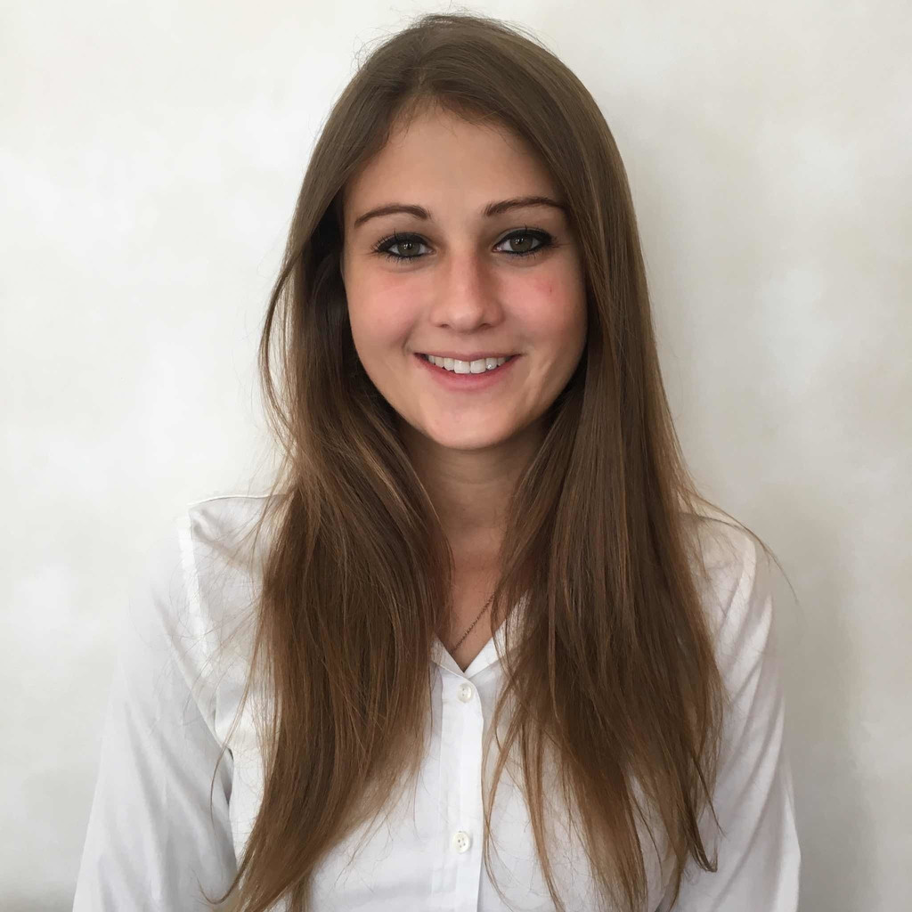 Lisa-Marie Buß - Junior Sortimentsmanagerin im strategischen ...