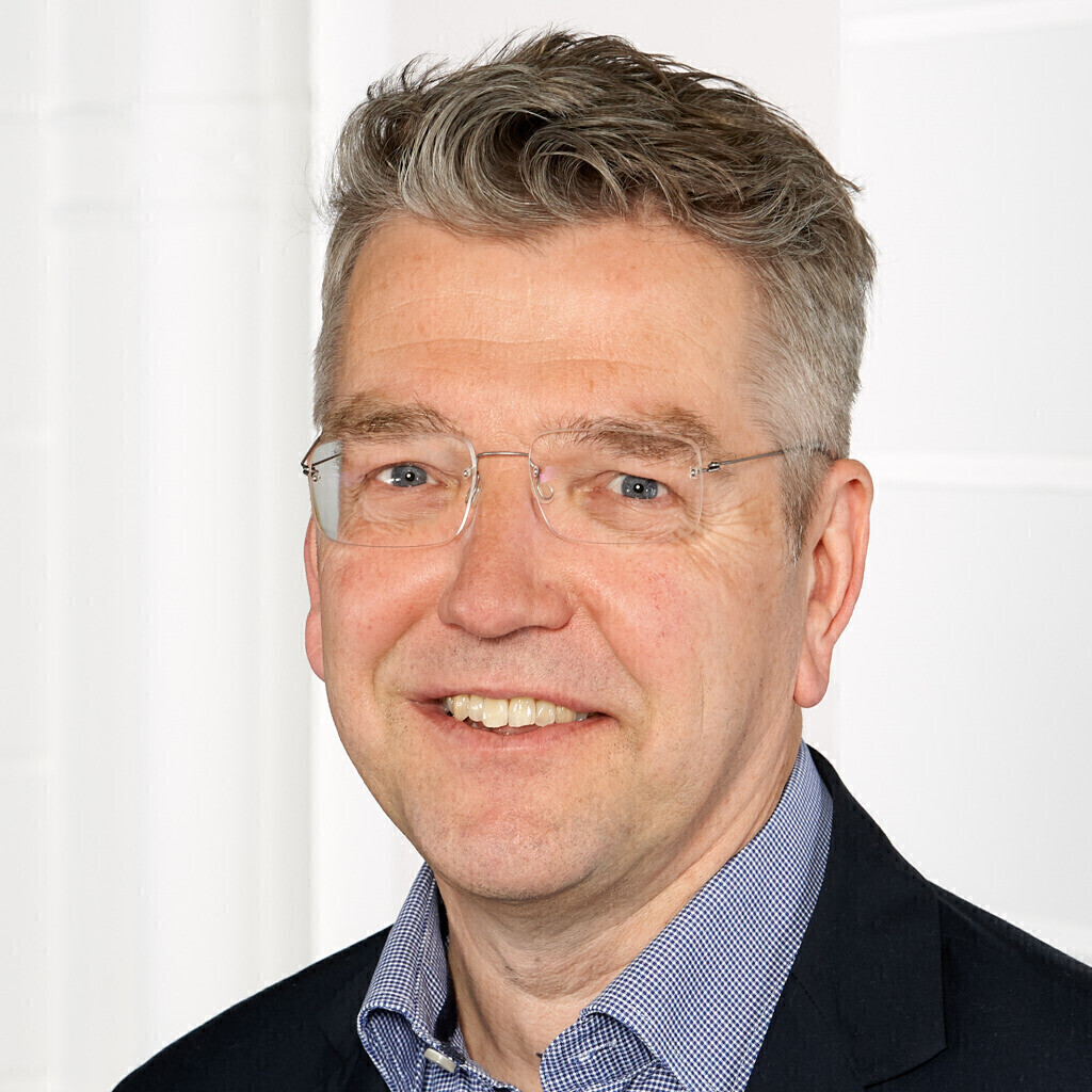 Hubertus Hecht - Chief Risk Officer - OeKB CSD | XING