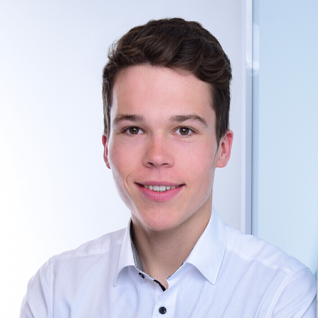 Alex Frank's Instagram, Twitter & Facebook on IDCrawl