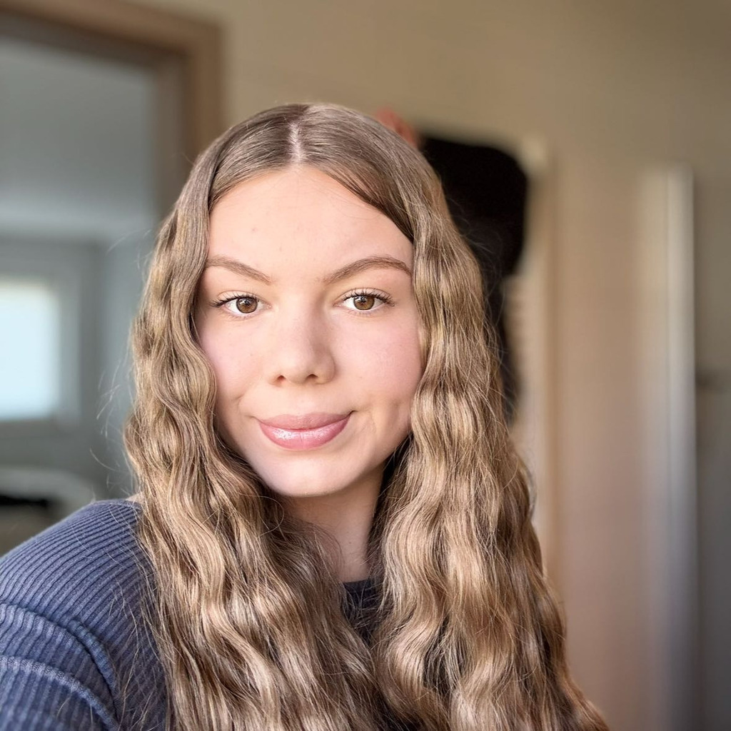 Laura Behm - E-Commerce Koordinator - Eschenbach Optik GmbH | XING