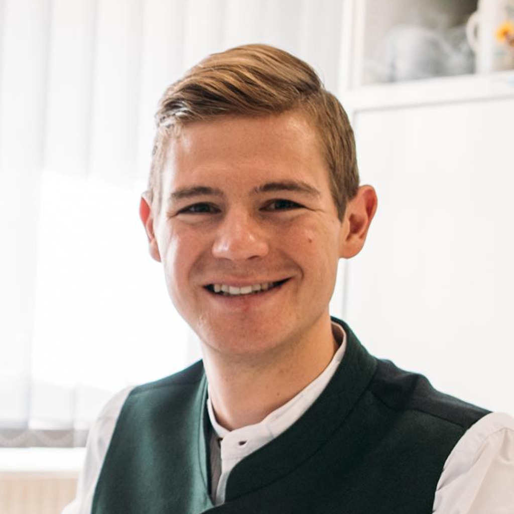 Sebastian Gröber - Leiter Controlling Operations HiPP Gruppe - HiPP ...