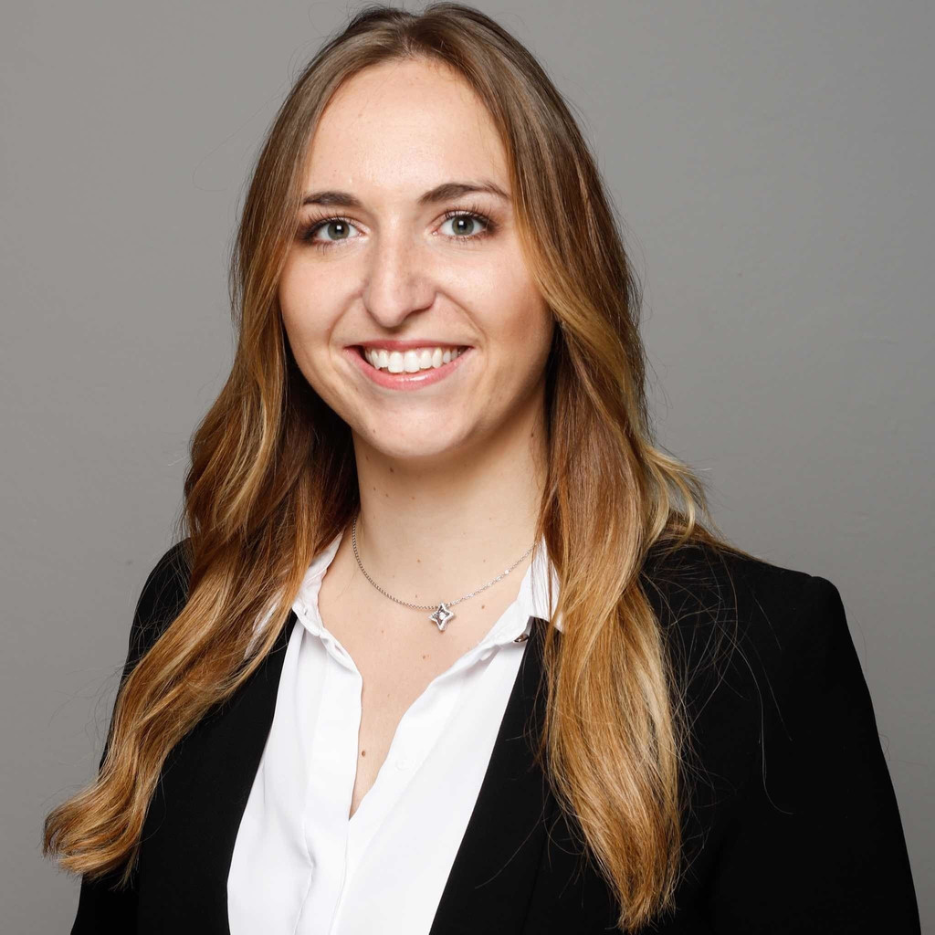 Lisa Zeiler - International Management - International School of ...