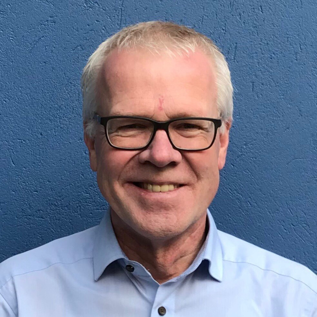 Dr. Wolfgang Stangenberg - Institutsleiter - Blutspendedienst des BRK ...