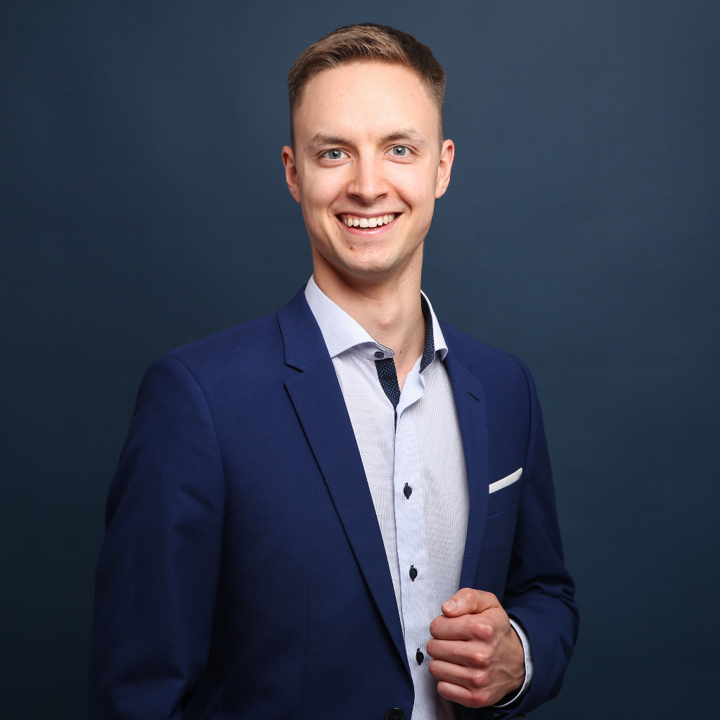 Francesco Eschner - Sales Consultant Office & Management, Finance - DIS ...