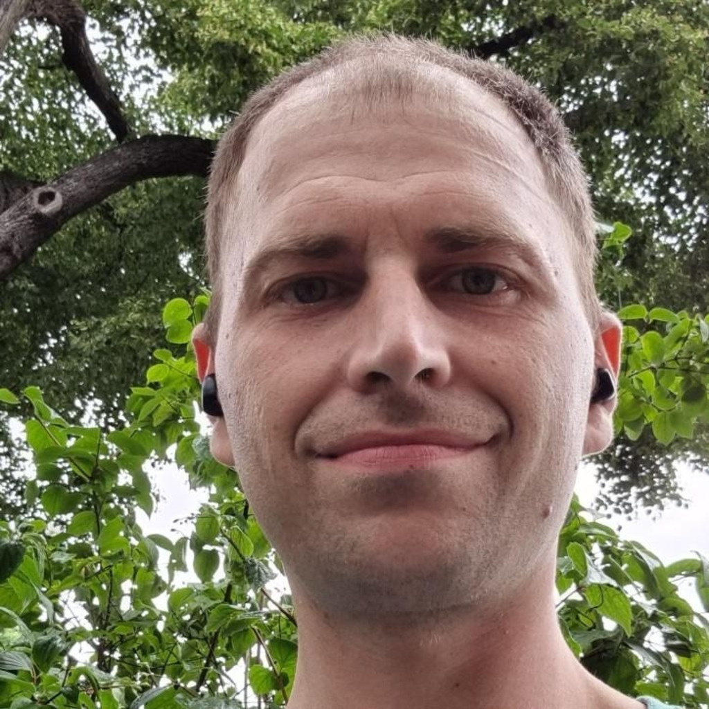 Benjamin-Maximilian Bock - Hilfsarbeiter - Ausbau König | XING