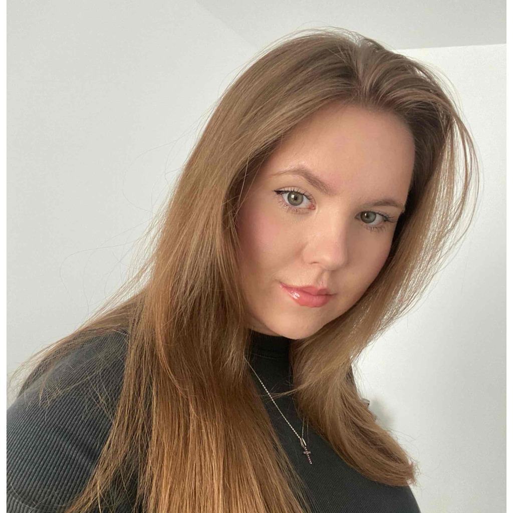 Anna Semenkova - Junior Consultant - EY Ernst & Young GmbH ...