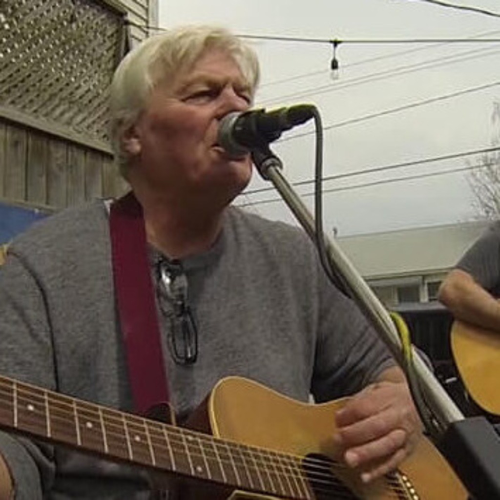 Frank Trousdell - Musician - Musician | XING