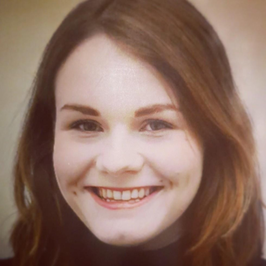 Anna Burger's Instagram, Twitter & Facebook on IDCrawl