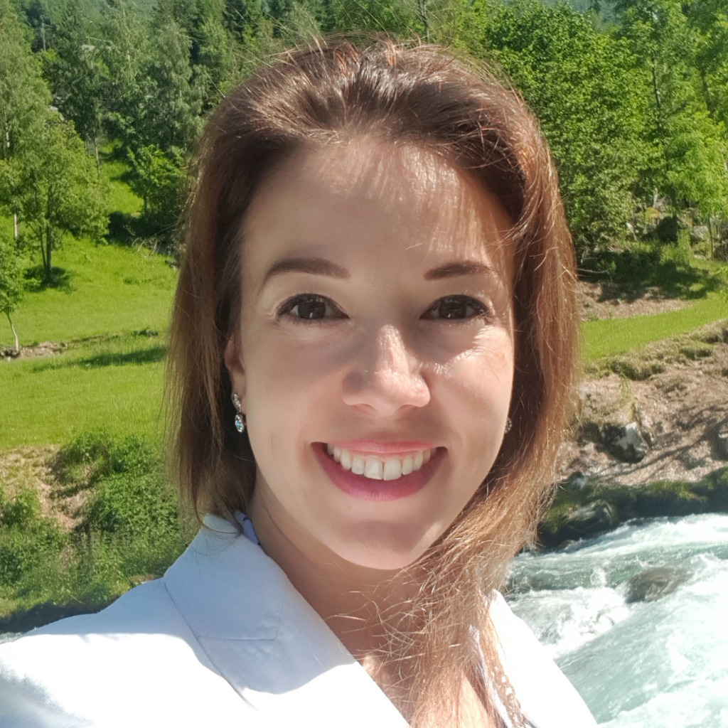 Cindy Huber - CEO / Creative Director - creassion design studio | XING