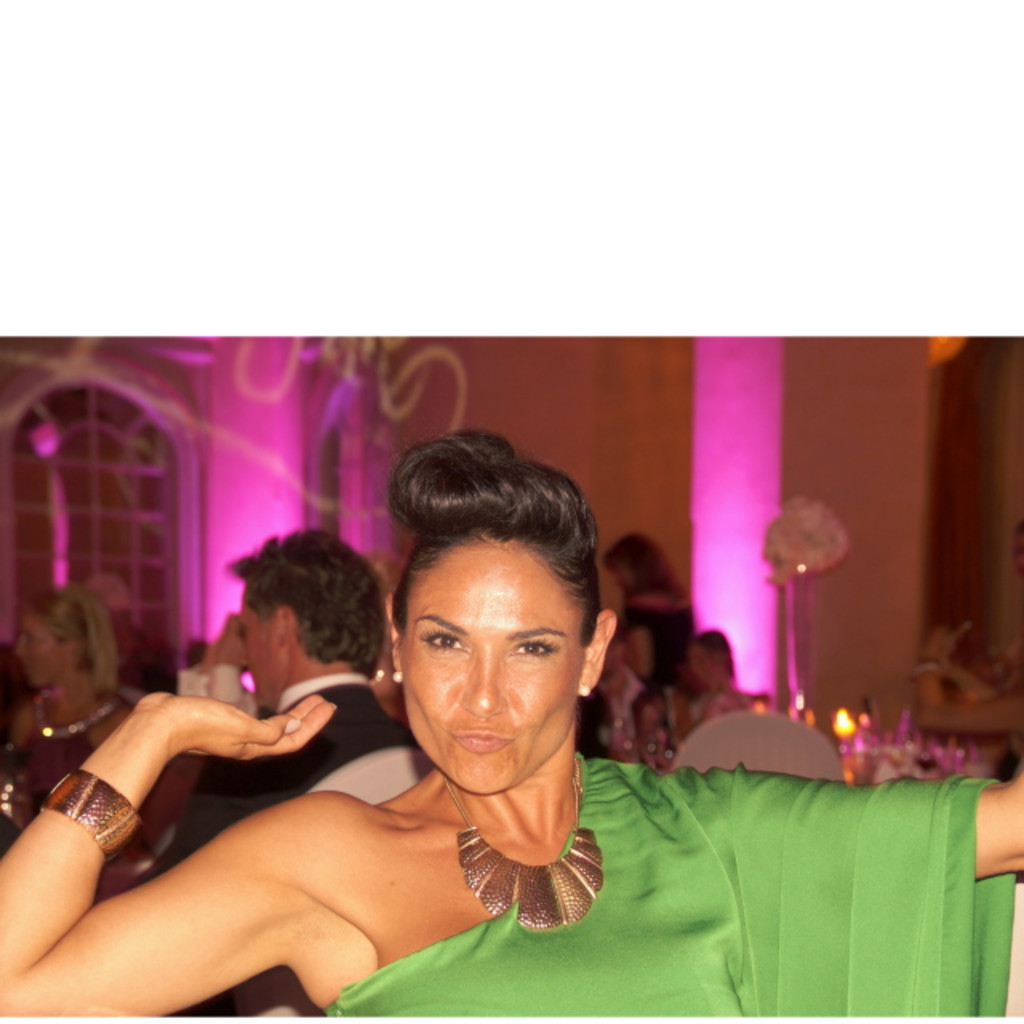 Victoria Pache-Pérez - Service Agent für Flugabfertigung - Deutsche ...