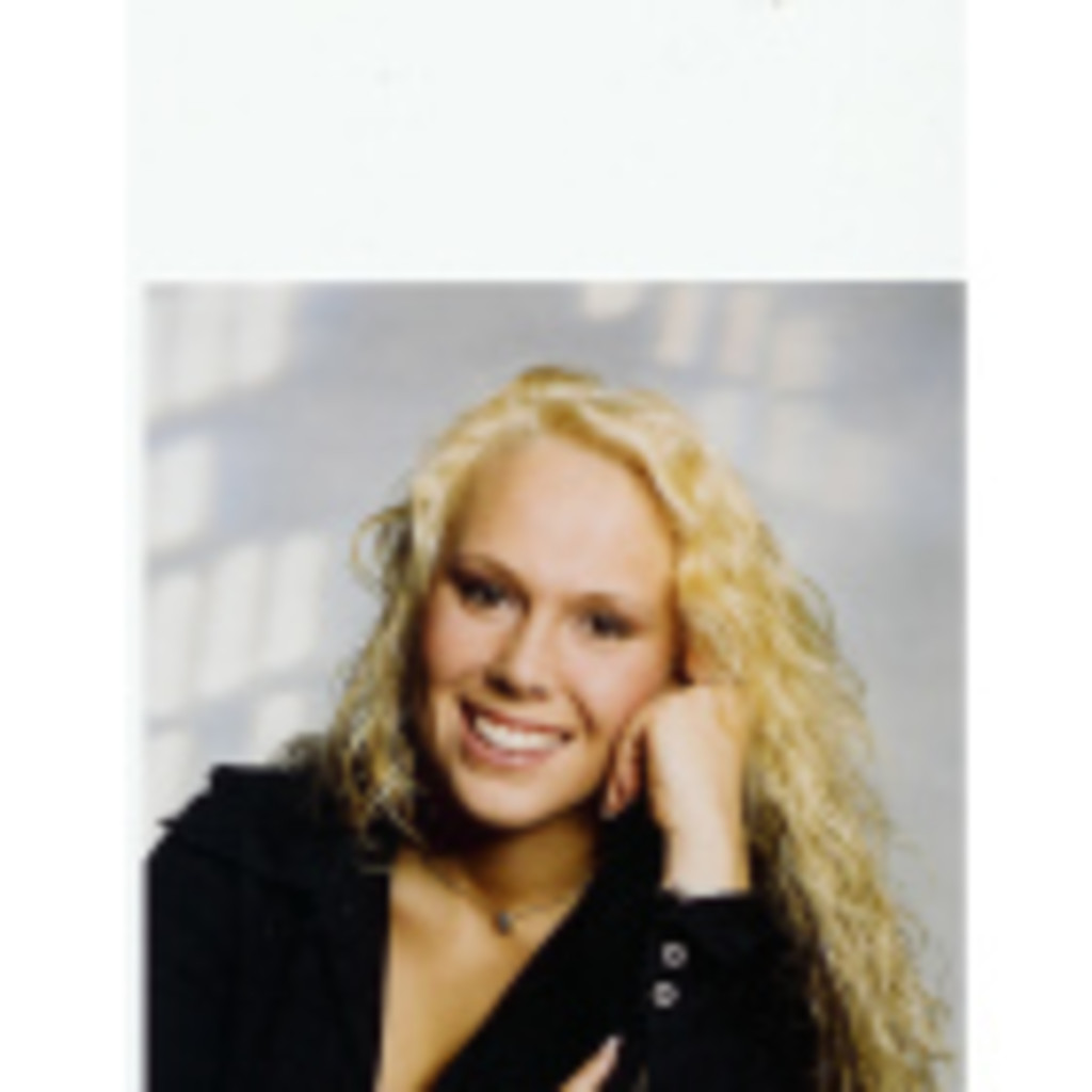 Julia Lindenberg - Sekretärin Bereich Produktbeeinflussung, Industrial ...