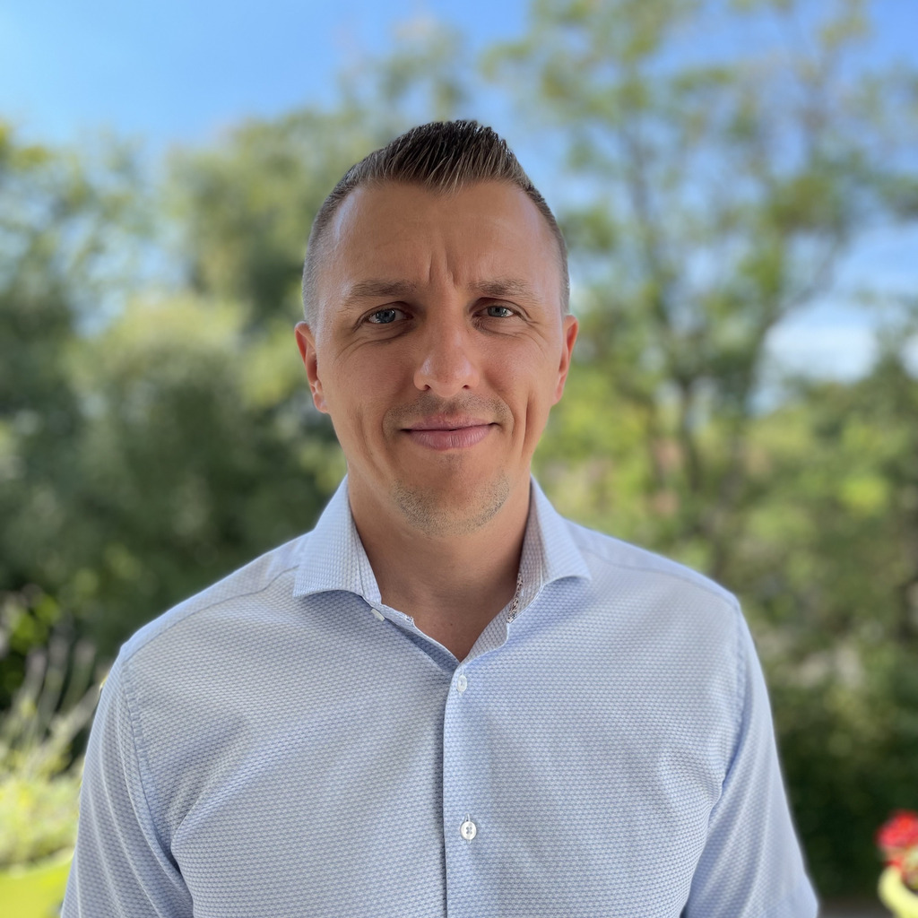 László Molnár - Electrical Engineer - ACONEXT GmbH | XING