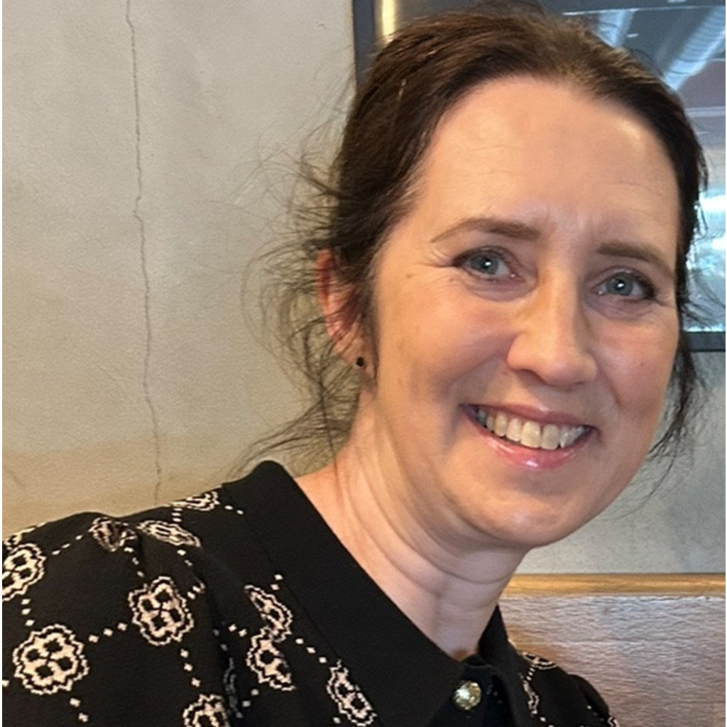 Lara Schluter's Instagram, Twitter & Facebook on IDCrawl