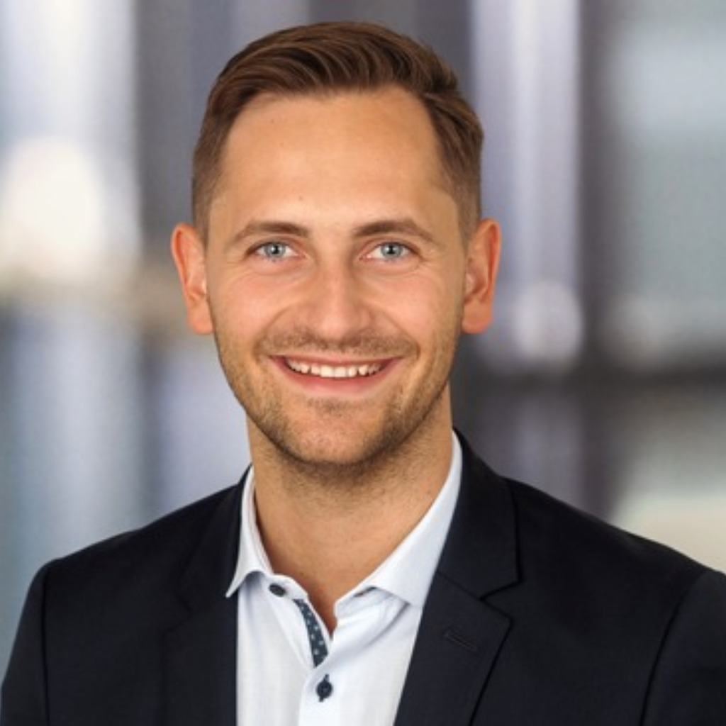 Daniel Bauer - Managing Consultant IT-Services - Amadeus Fire | XING